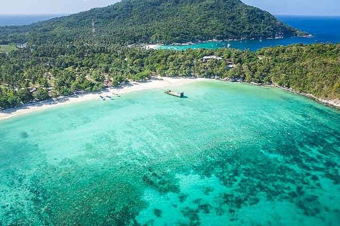 Phuket Coral & Racha Island Tour by Speedboat with Lunch - The Lunch Experience: Thai Cuisine with a View