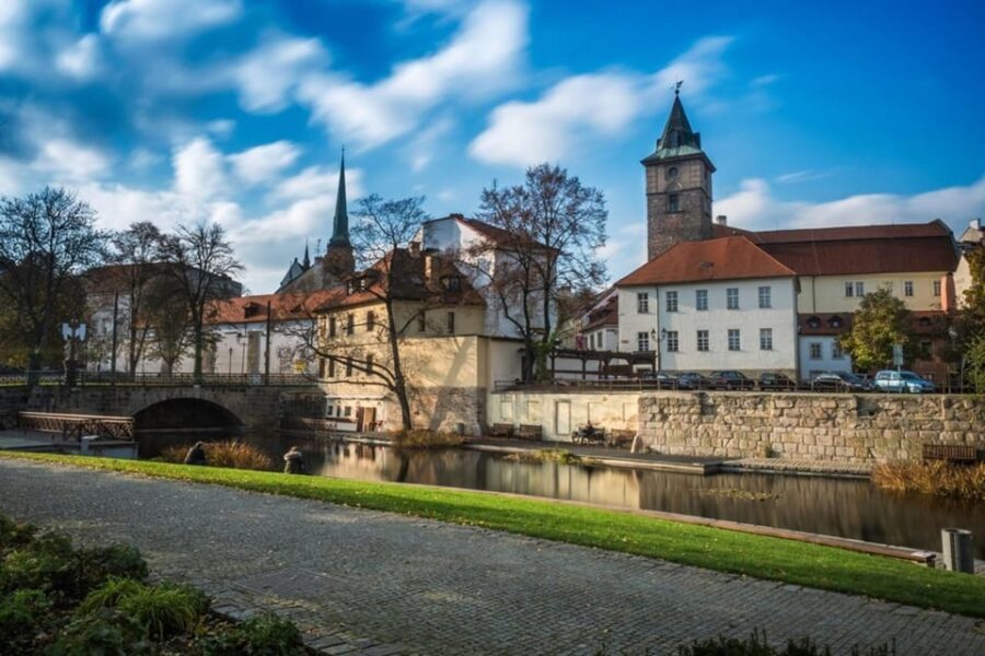 Pilsen: Old Town Guided Walking Tour - Who Should Consider This Tour?