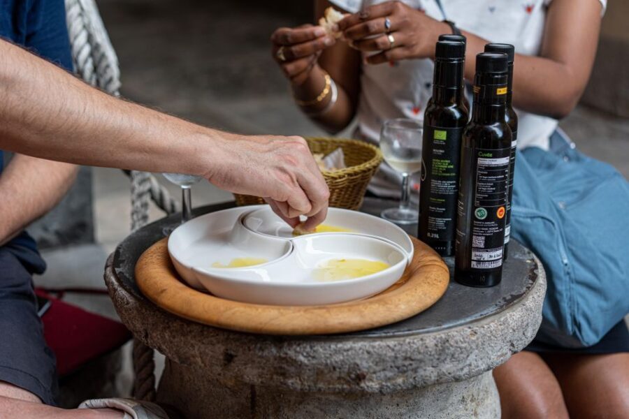 Piran: Walking Tour with Local Wine and Food Tasting - The Value of This Tour