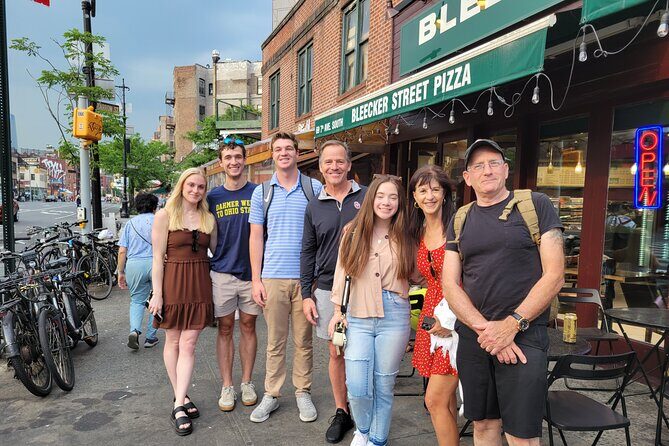 Pizza Walking Tour in Manhattan with Friendly Local Guide - Sampling the Best Pizzas in NYC
