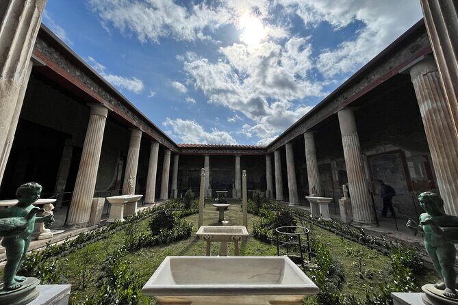 PompeiI Exclusive Tour with your Archaeologist in a Small Group - Why This Tour Works Well