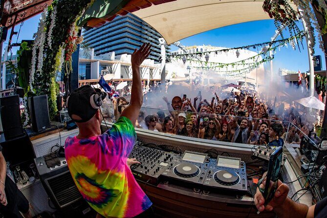 Pool Party VIP Experience with Private VIP Host in Las Vegas - What Makes It Special?