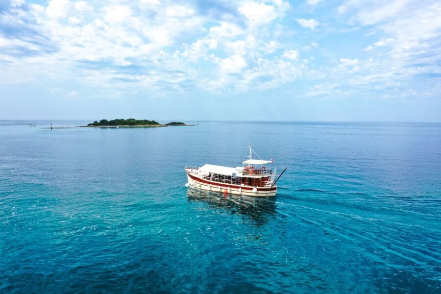 Pore: Panoramic Morning Cruise Among 20 Islands with Drinks - Practical Details and Tips