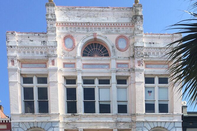 Post Office District Hurricane Hustle Private Scavenger Hunt - Who Will Love This Experience?