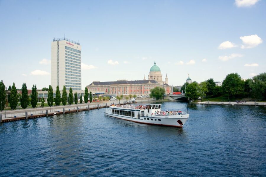 Potsdam: Palace Tour by Boat - Who Should Consider This Tour?