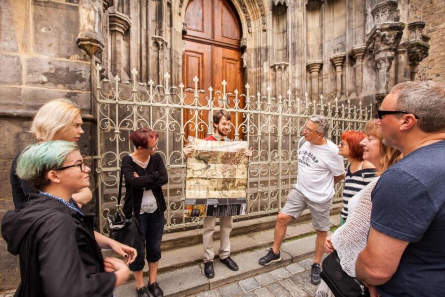 Prague: 6-Hour City Tour including Cruise and Lunch - An Honest Look at What the Tour Offers