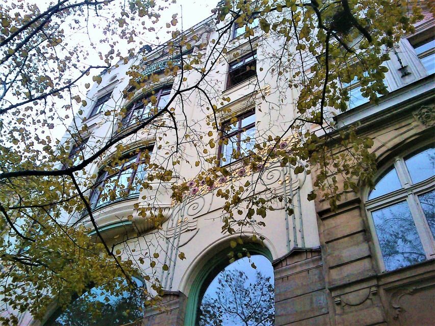 Prague Art Nouveau Tour - The Experience and What It Means for Travelers