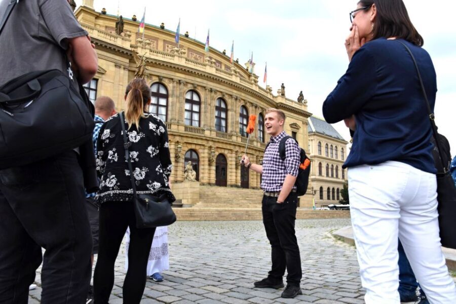 Prague: Castle and Jewish Quarter Tour with Cruise and Lunch - Authenticity and Practical Tips