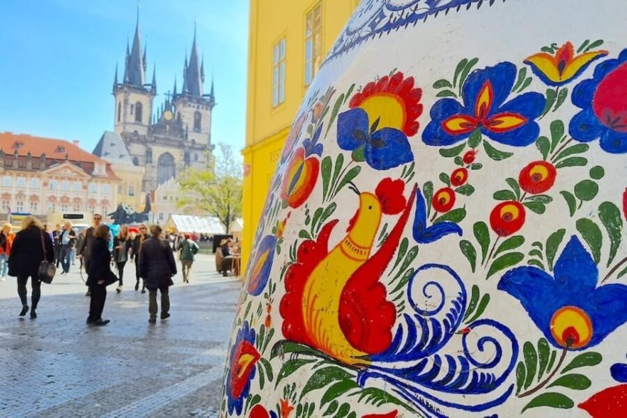 Prague: Easter Markets Tour with Czech Traditions & Snacks