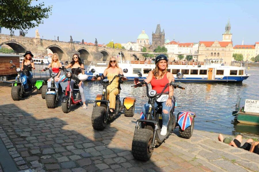 Prague: Electric Trike Viewpoints Tour - Highlights and Stops