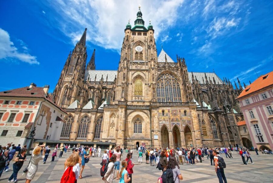 Prague Hradcany Castle, St Vitus Cathedral Tour with Tickets - The Value of This Tour