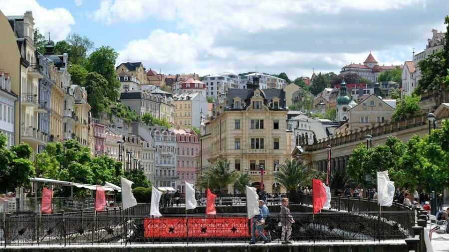 Prague: Karlovy Vary Private Tour with a Local - What the Reviews Say