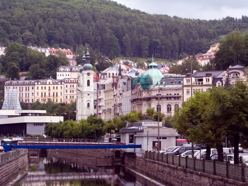 Prague: Karlovy Vary Tour with Lunch and Moser Museum Visit - What’s Included and What’s Not
