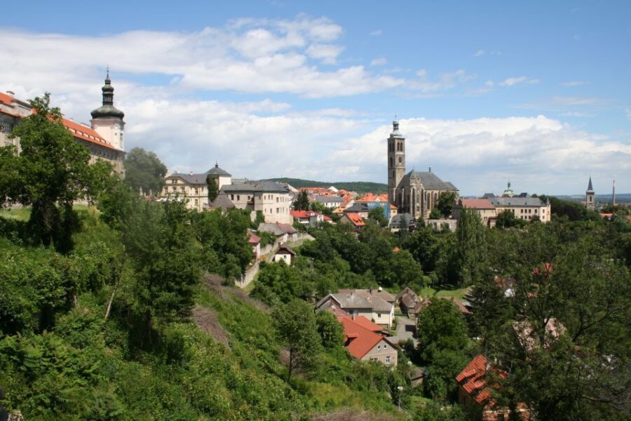 Prague: Kutná Hora, St Barbara's Cathedral and Bone Church - What You Can Expect: A Detailed Breakdown