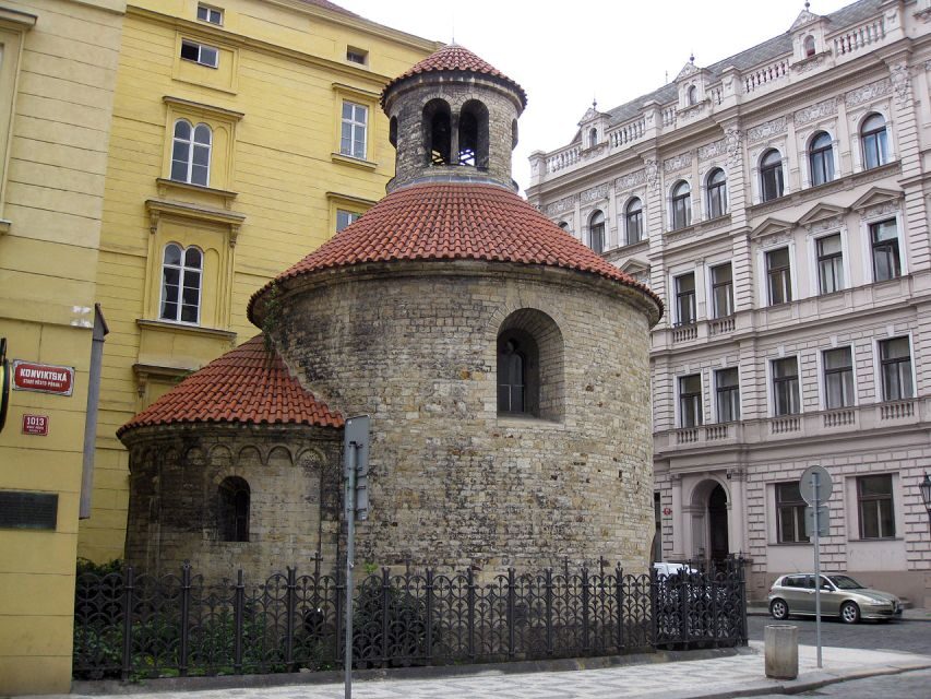 Prague: Old, New, and Jewish Towns Guided Walking Tour - The Itinerary in Detail