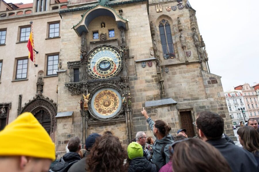 Prague: Old Town, Jewish Quarter & Astro Clock Walking Tour - Why the Tour Works for Travelers