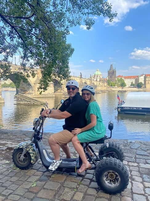 Prague: Panoramic Viewpoints Guided Electric Tricycle Tour - Itinerary Breakdown and Highlights