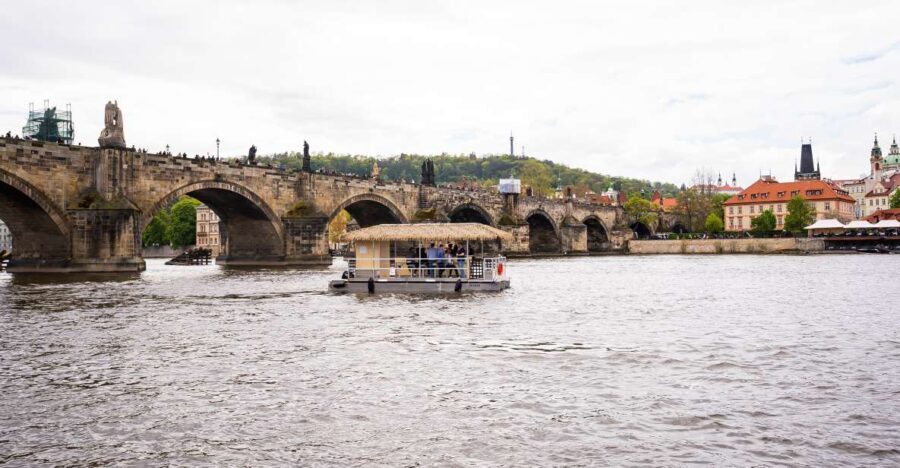Prague: Party Tiki Boat Sightseeing Cruise with Drinks - The itinerary and route
