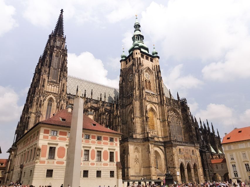 Prague: Prague Castle Complex Smartphone Audio Guide - What’s in the Guide?