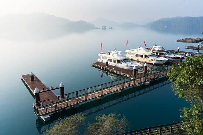 Private 9-Hour Sun Moon Lake Leisure Tour from Taichung ()! - Breaking Down the Itinerary
