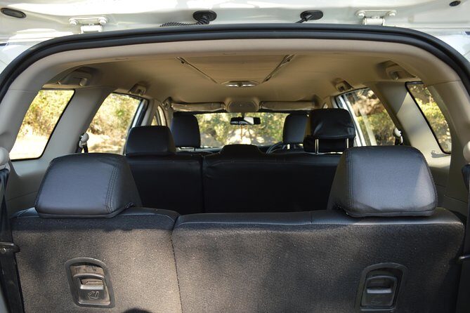 Private A/c Transfer Ahmedabad to Mount Abu ( 6 Seat A/c Suv ) - What to Expect: The Journey from Ahmedabad to Mount Abu