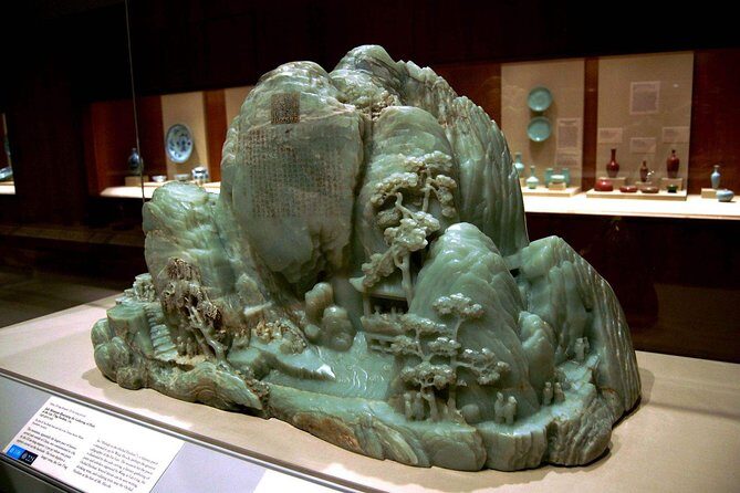 Private Beijing Day Tour Including Jade Factory And Mutianyu Great Wall - A Well-Rounded Day with Food, Comfort, and Flexibility