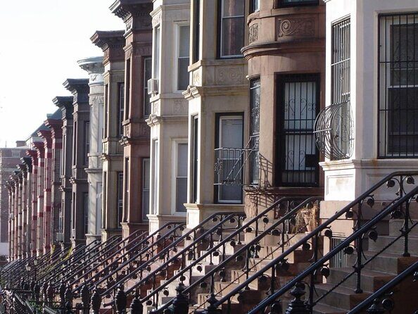 Private Brooklyn Heights, Brooklyn Bridge and DUMBO Food Tour - Key Points