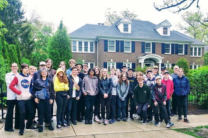 Private Chicago Suburbs Movie Sites Tour - Who Should Consider This Tour?