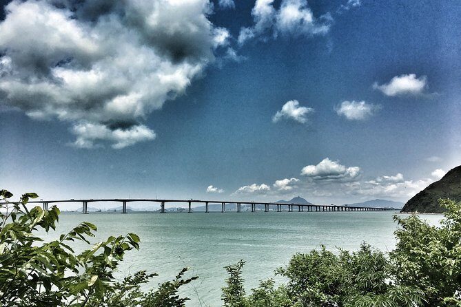 Private custom layover tour - Big Buddha and Tai O - 7 hours - What the Reviews Say