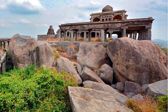 Private Day Tour: Gingee Fort - Troy Of The East From Chennai - Exploring the Fort’s Inner World