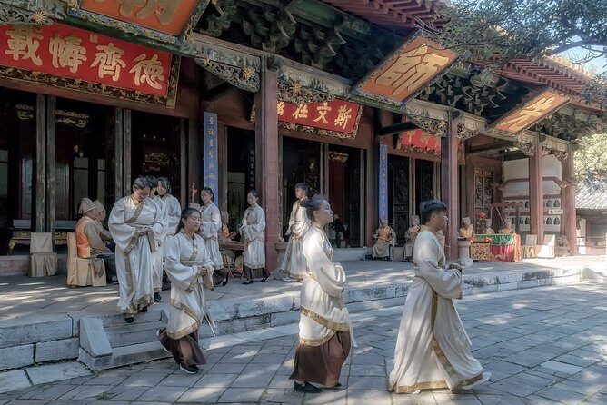 Private Day Tour to Jianshui City Highlights from Kunming - Lunch & The Confucius Temple