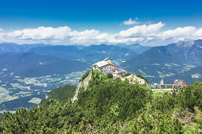 Private Day Trip From Munich To Eagle's Nest And Salzburg - FAQ