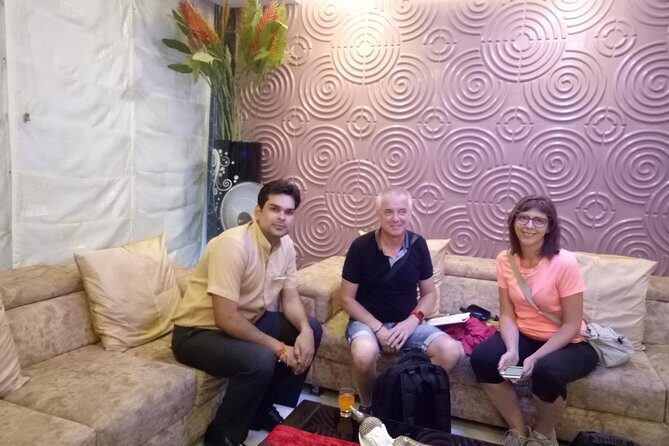 Private Day Trip Of Rishikesh and Haridwar From Delhi By Car - Lunch Break: Local Flavors