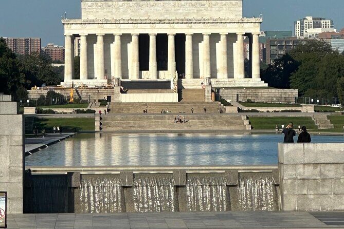 Private DC Tours in Luxury SUV - An In-Depth Look at the Private DC Tour in a Luxury SUV