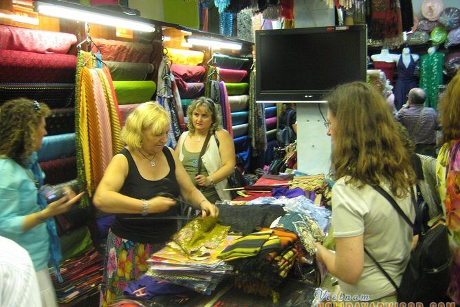 Private full-day tour: Hanoi-Thay pagoda-Tay Phuong pagoda-Van Phuc silk village - Frequently Asked Questions