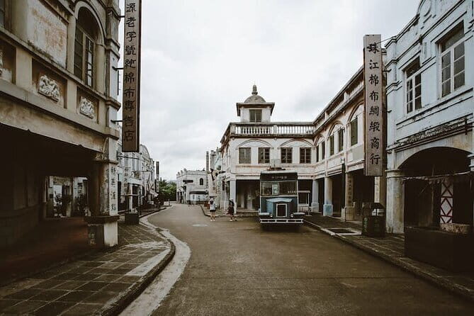 Private Guided Tour in Zhuhai - What Travelers Can Expect