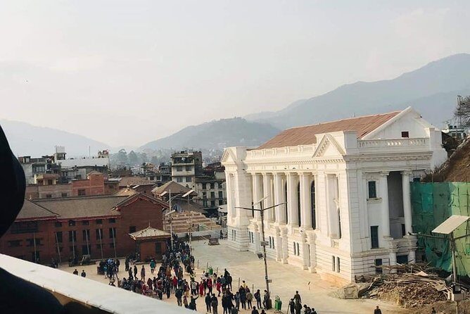 Private Guided Walking Tour in Kathmandu Durbar Square - Exploring Kathmandu Durbar Square