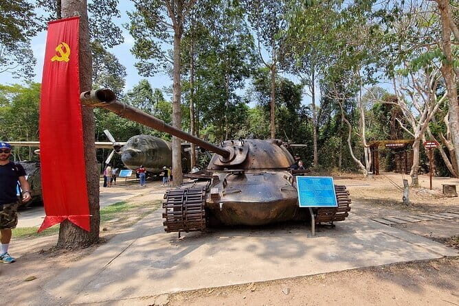 Private Half Day Cu Chi Tunnels Tour for Small Group - The Practicalities: What to Expect