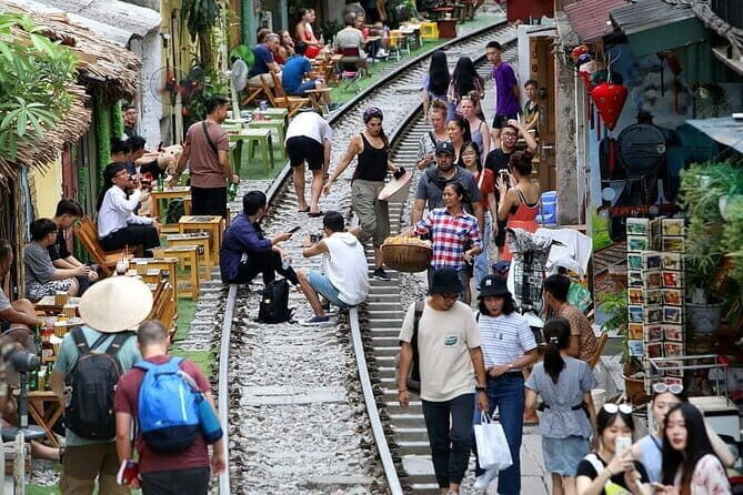 Private Hanoi Walking Tour Through a Train Street - Why This Tour Offers Great Value