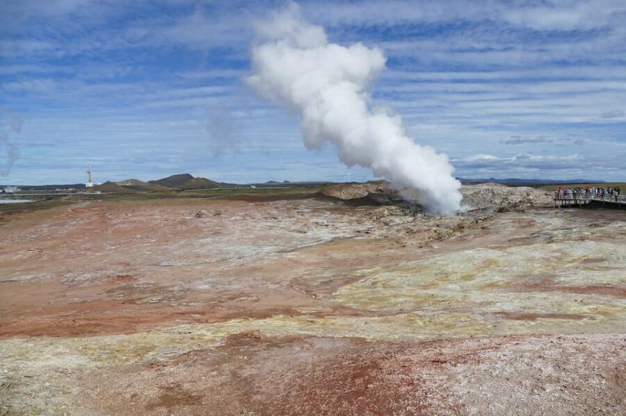 Private Hiking Tour: Volcanic Eruption Site & Reykjanesbær - The Itinerary in Detail