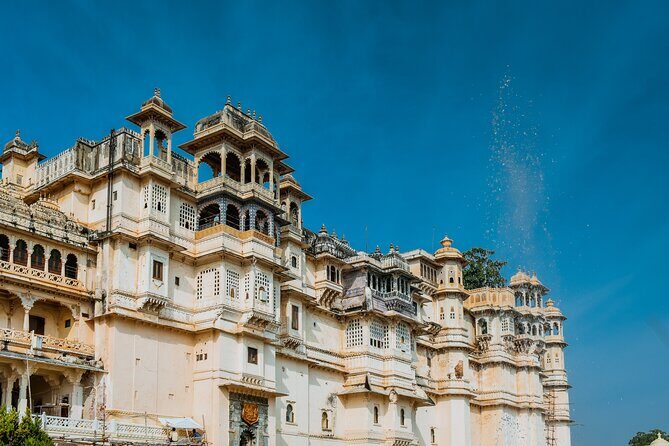 Private Jaipur ( Pink City Tour ) From Agra by car - Hawa Mahal: The Palace of Winds