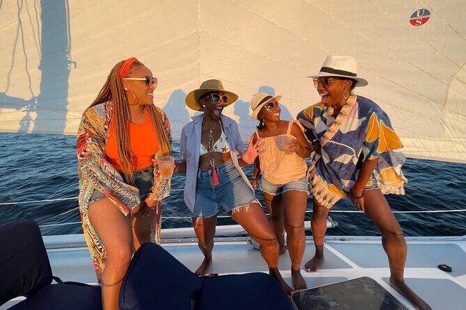 PRIVATE Local Sunset Sail by a Certified Captain - What to Expect on Board and During the Tour