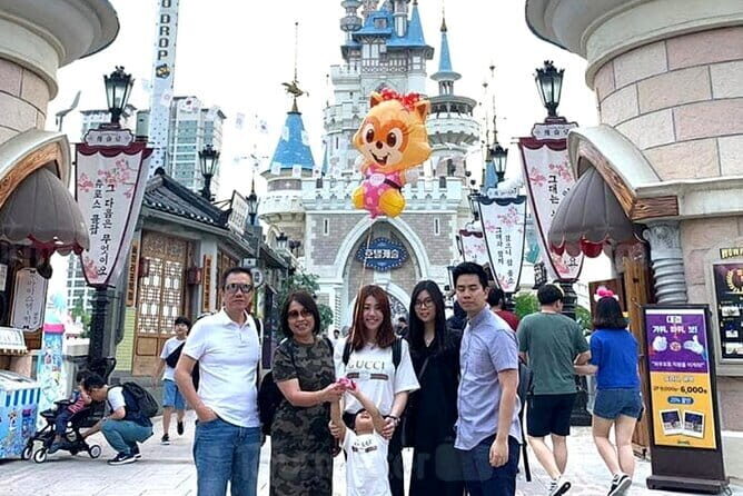 Private Lotte world 1 day pass + Round Transfer In Seoul - A Few Practical Tips