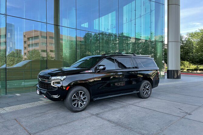 Private Luxury Transportation between Denver and Denver Airport - FAQ