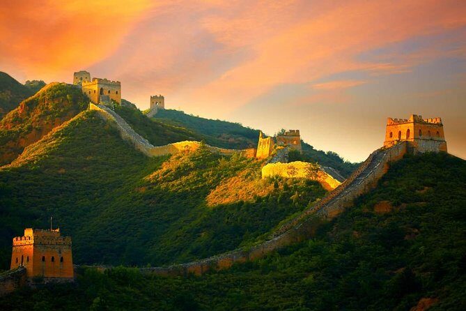 Private Night Tour to Gubei Water Town and Simatai Great Wall with Cable Car - Who Will Love This Tour?