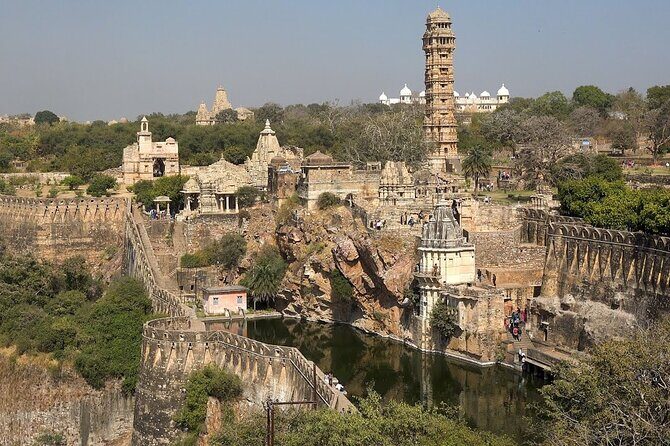 Private One Day Trip to Chittorgarh Fort from Udaipur - Transportation and Comfort