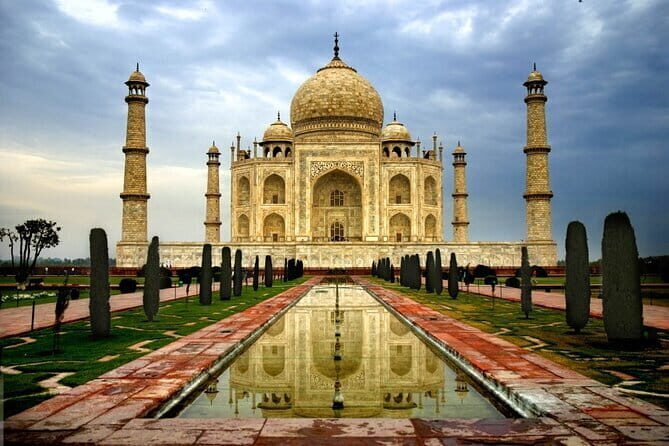 Private One Way Transfer From Ranthambore To Agra In AC Vehicle - An In-Depth Look at the Transfer Experience