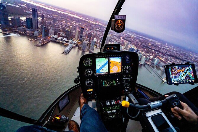 Private Romantic NYC Helicopter Scenic Charter with Champagne - The Itinerary and What to Expect