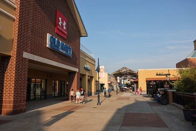 Private Shopping Tour from Philadelphia to Philadelphia Outlets - Who Should Book This Tour?