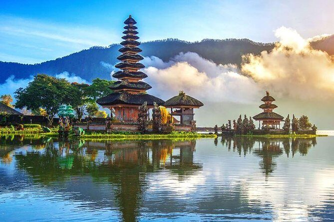 Private Tour: Incredible 6 Days Bali Tour Package with Airport Transfer - Day 3: Sun, Sea, and Spectacle at Uluwatu